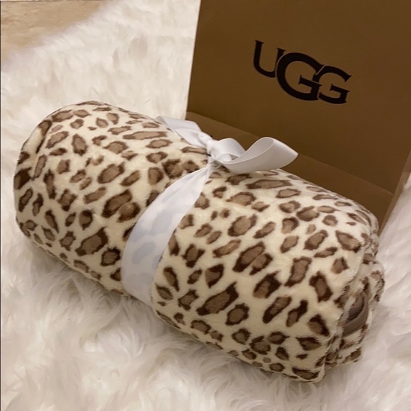 UGG | Bedding | Nwt Ugg Leopard Throw Blanket | Poshmark